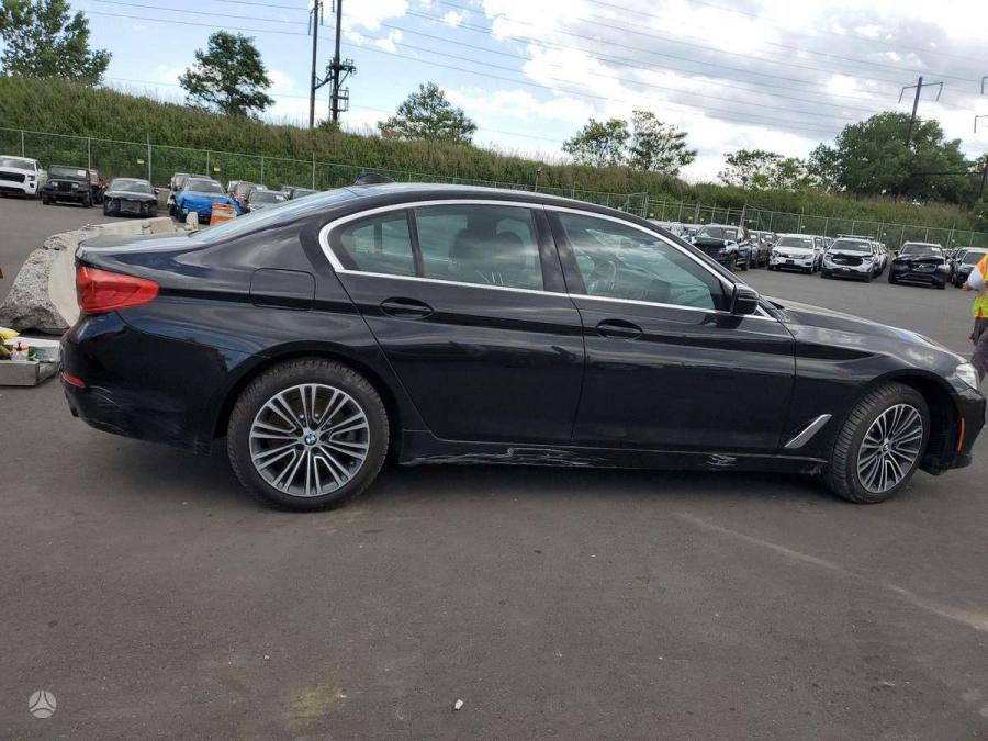 Black BMW 530 2019 in Vilnius, with an engine capacity of 2.00 L and mileage of 160 thousand km for 12500 €, photo 12 on AUTOMOTO.COM.LV