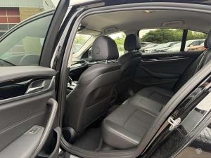 Black BMW 530 2019 in Vilnius, with an engine capacity of 2.00 L and mileage of 210 thousand km for 16999 €, photo 8 on AUTOMOTO.COM.LV