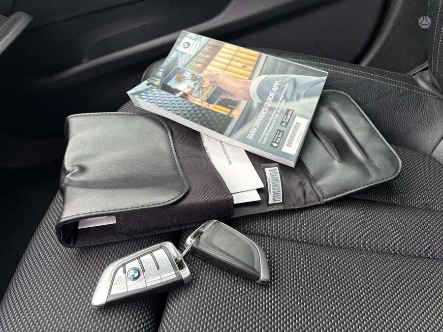 Black BMW 530 2019 in Vilnius, with an engine capacity of 2.00 L and mileage of 210 thousand km for 16999 €, photo 15 on AUTOMOTO.COM.LV