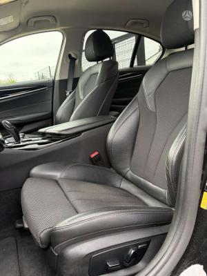 Black BMW 530 2019 in Vilnius, with an engine capacity of 2.00 L and mileage of 210 thousand km for 16999 €, photo 20 on AUTOMOTO.COM.LV