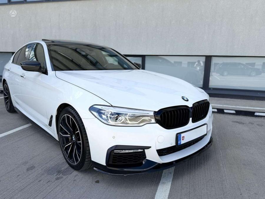 Melns BMW 530 2019 Viļņa, ar dzinēja tilpumu 0.00 L un nobraukumu 103 tūkst. km par 20900 €, foto 4 vietnē AUTOMOTO.COM.LV