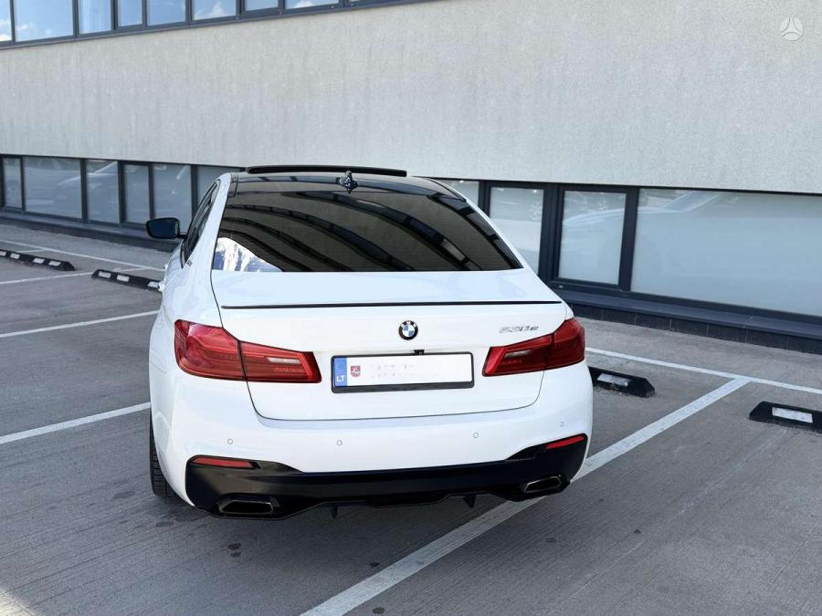 Melns BMW 530 2019 Viļņa, ar dzinēja tilpumu 0.00 L un nobraukumu 103 tūkst. km par 20900 €, foto 6 vietnē AUTOMOTO.COM.LV