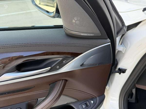 Black BMW 530 2019 in Vilnius, with an engine capacity of 0.00 L and mileage of 103 thousand km for 20900 €, photo 10 on AUTOMOTO.COM.LV