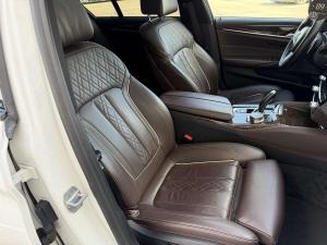 Melns BMW 530 2019 Viļņa, ar dzinēja tilpumu 0.00 L un nobraukumu 103 tūkst. km par 20900 €, foto 24 vietnē AUTOMOTO.COM.LV