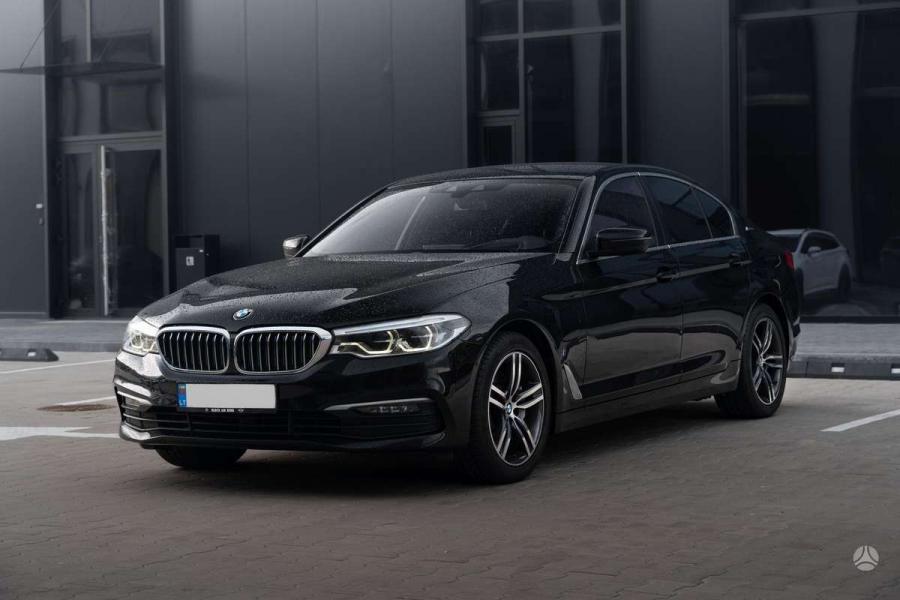 Black BMW 530 2019 in Vilnius, with an engine capacity of 2.00 L and mileage of 156 thousand km for 21785 €, photo 14 on AUTOMOTO.COM.LV