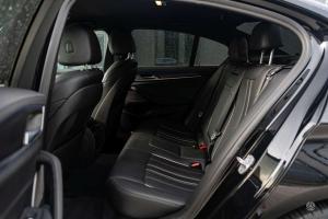 Black BMW 530 2019 in Vilnius, with an engine capacity of 2.00 L and mileage of 156 thousand km for 21785 €, photo 20 on AUTOMOTO.COM.LV