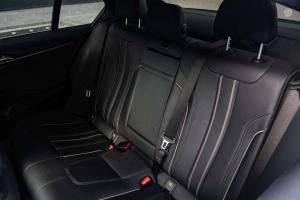 Black BMW 530 2019 in Vilnius, with an engine capacity of 2.00 L and mileage of 156 thousand km for 21785 €, photo 21 on AUTOMOTO.COM.LV