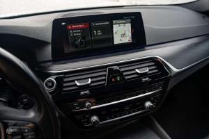 Black BMW 530 2019 in Vilnius, with an engine capacity of 2.00 L and mileage of 156 thousand km for 21785 €, photo 27 on AUTOMOTO.COM.LV
