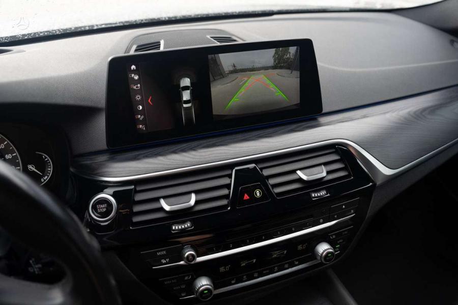 Black BMW 530 2019 in Vilnius, with an engine capacity of 2.00 L and mileage of 156 thousand km for 21785 €, photo 28 on AUTOMOTO.COM.LV