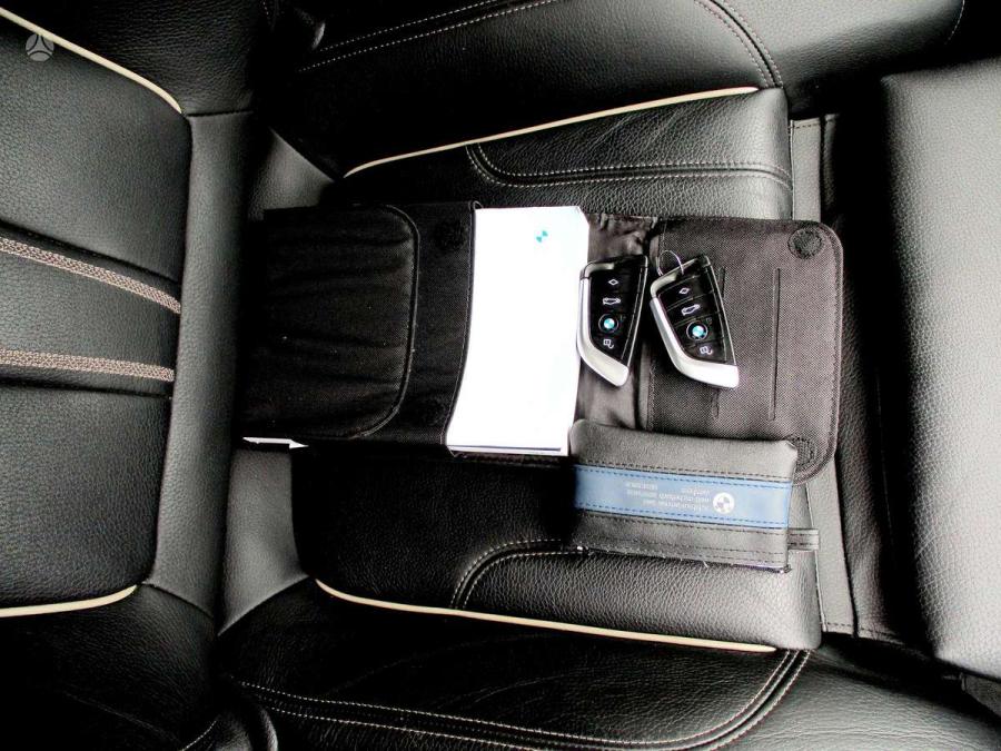 Black BMW 530 2019 in Vilnius, with an engine capacity of 2.00 L and mileage of 156 thousand km for 21785 €, photo 36 on AUTOMOTO.COM.LV