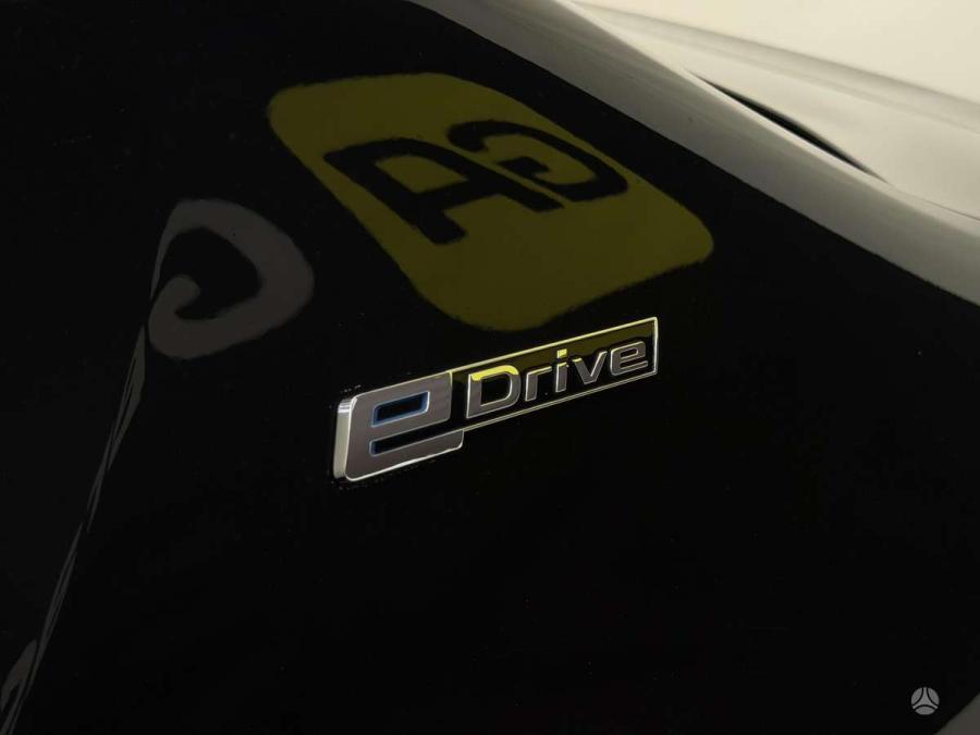 Black BMW 530 2019 in Vilnius, with an engine capacity of 2.00 L and mileage of 155 thousand km for 19450 €, photo 28 on AUTOMOTO.COM.LV