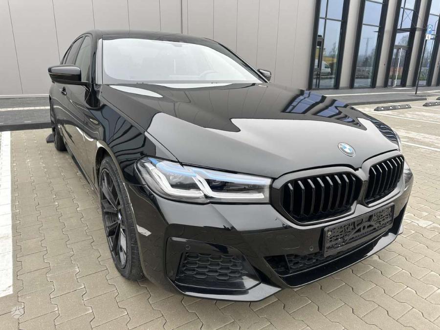 Melns BMW 530 2020 Viļņa, ar dzinēja tilpumu 2.00 L un nobraukumu 109 tūkst. km par 23700 €, foto 2 vietnē AUTOMOTO.COM.LV