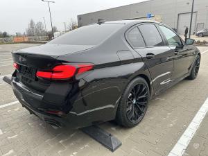 Melns BMW 530 2020 Viļņa, ar dzinēja tilpumu 2.00 L un nobraukumu 109 tūkst. km par 23700 €, foto 5 vietnē AUTOMOTO.COM.LV