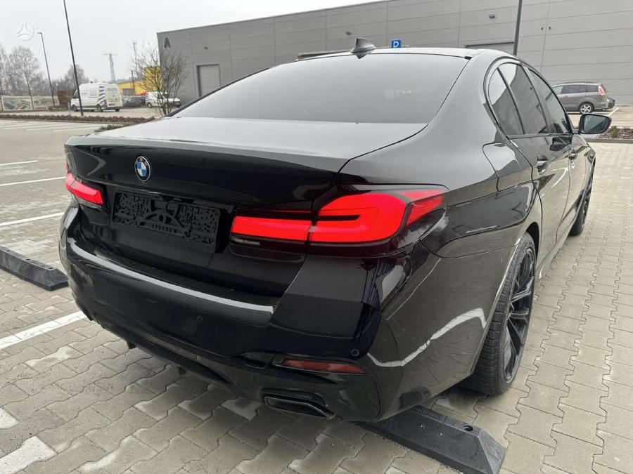 Melns BMW 530 2020 Viļņa, ar dzinēja tilpumu 2.00 L un nobraukumu 109 tūkst. km par 23700 €, foto 6 vietnē AUTOMOTO.COM.LV