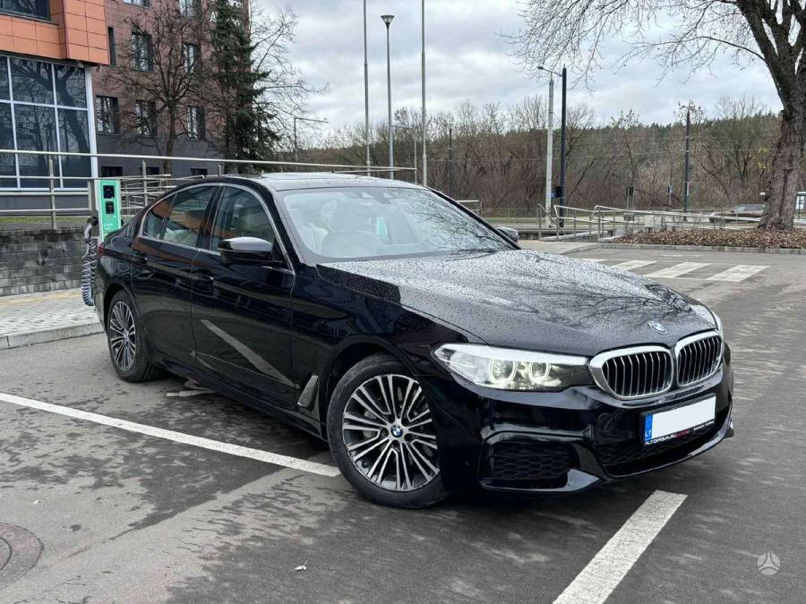 Melns BMW 530 2020 Viļņa, ar dzinēja tilpumu 2.00 L un nobraukumu 139 tūkst. km par 23900 €, foto 1 vietnē AUTOMOTO.COM.LV