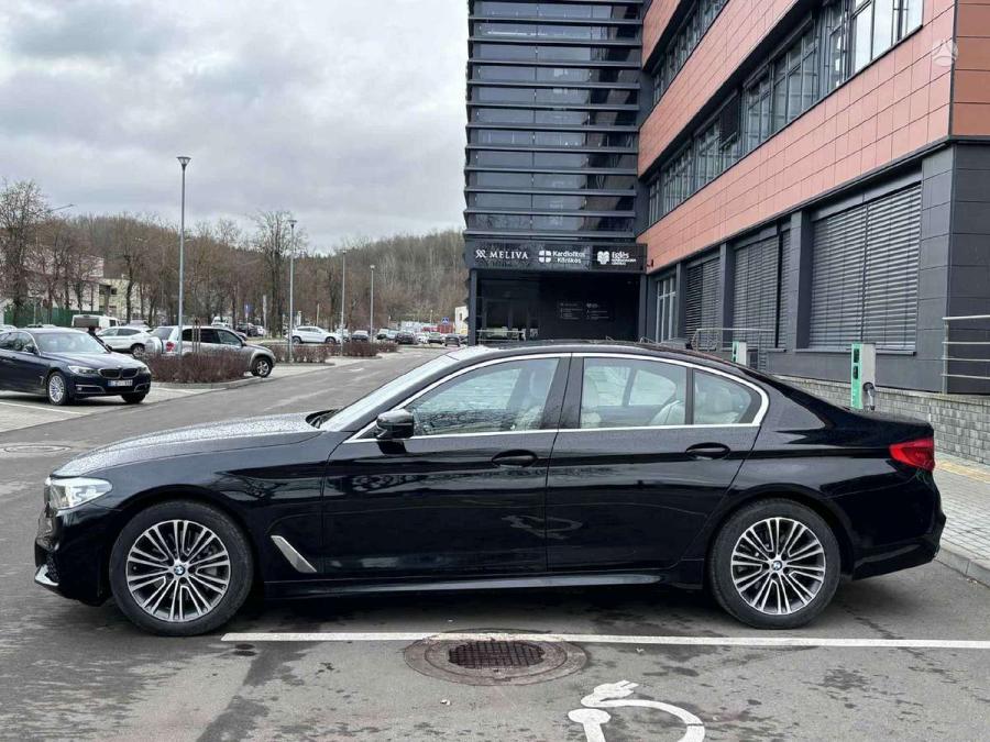 Melns BMW 530 2020 Viļņa, ar dzinēja tilpumu 2.00 L un nobraukumu 139 tūkst. km par 23900 €, foto 4 vietnē AUTOMOTO.COM.LV