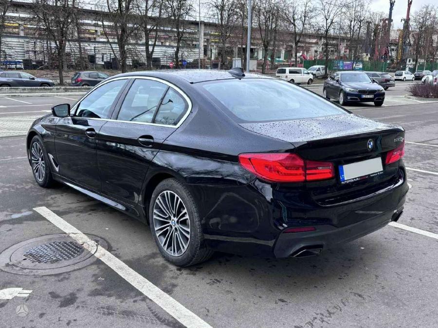 Melns BMW 530 2020 Viļņa, ar dzinēja tilpumu 2.00 L un nobraukumu 139 tūkst. km par 23900 €, foto 6 vietnē AUTOMOTO.COM.LV