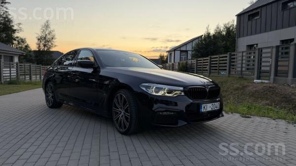 Black BMW 530 2020 in Riga, with an engine capacity of 2.00 L and mileage of 112 thousand km for 33990 €, photo 2 on AUTOMOTO.COM.LV