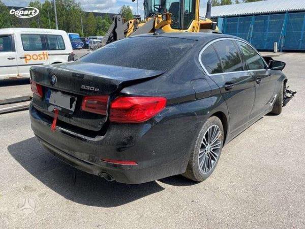 Черный БМВ 530 2020 в Кедайняй, объемом двигателя 2.00 л и пробегом 96 тыс. км за 13300 €, фото 3 на AUTOMOTO.COM.LV