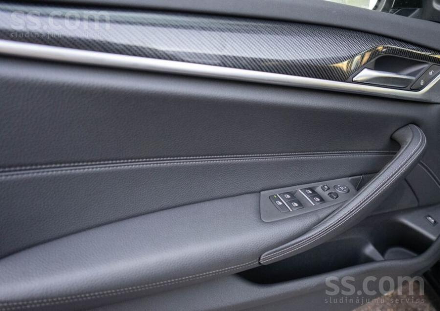 Melns BMW 530 2021 Rīga, ar dzinēja tilpumu 3.00 L un nobraukumu 170 tūkst. km par 28550 €, foto 16 vietnē AUTOMOTO.COM.LV