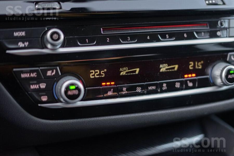 Melns BMW 530 2021 Rīga, ar dzinēja tilpumu 3.00 L un nobraukumu 170 tūkst. km par 28550 €, foto 26 vietnē AUTOMOTO.COM.LV