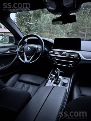 Melns BMW 530 2021 Madona, ar dzinēja tilpumu 2.00 L un nobraukumu 148 tūkst. km par 29900 €, foto 8 vietnē AUTOMOTO.COM.LV