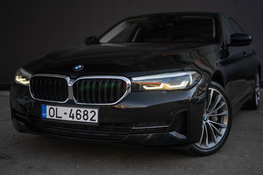 Melns BMW 530 2021 Rīga, ar dzinēja tilpumu 3.00 L un nobraukumu 170 tūkst. km par 26950 €, foto 1 vietnē AUTOMOTO.COM.LV