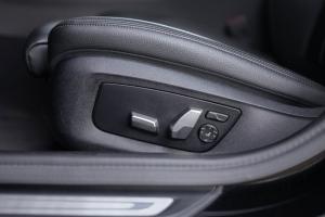 Melns BMW 530 2021 Rīga, ar dzinēja tilpumu 3.00 L un nobraukumu 170 tūkst. km par 26950 €, foto 14 vietnē AUTOMOTO.COM.LV