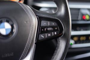 Melns BMW 530 2021 Rīga, ar dzinēja tilpumu 3.00 L un nobraukumu 170 tūkst. km par 26950 €, foto 19 vietnē AUTOMOTO.COM.LV