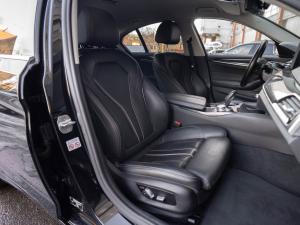 Melns BMW 530 2021 Rīga, ar dzinēja tilpumu 3.00 L un nobraukumu 170 tūkst. km par 26950 €, foto 34 vietnē AUTOMOTO.COM.LV