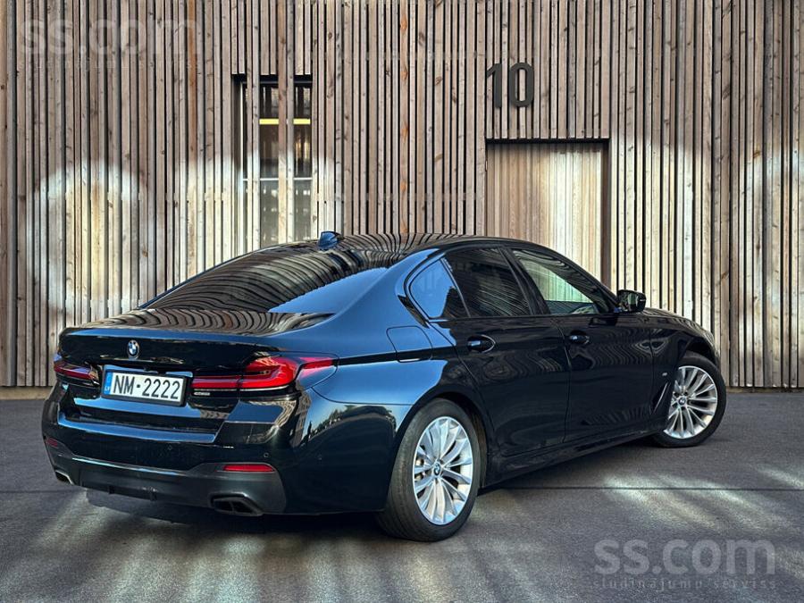 Melns BMW 530 2021 Rīga, ar dzinēja tilpumu 3.00 L un nobraukumu 99 tūkst. km par 40555 €, foto 9 vietnē AUTOMOTO.COM.LV