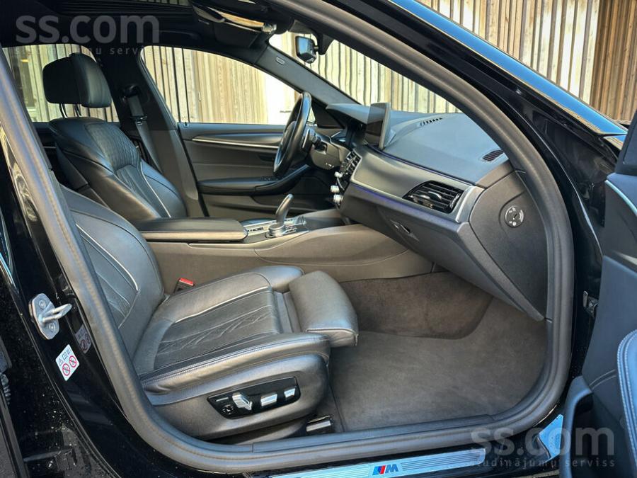 Melns BMW 530 2021 Rīga, ar dzinēja tilpumu 3.00 L un nobraukumu 99 tūkst. km par 40555 €, foto 13 vietnē AUTOMOTO.COM.LV