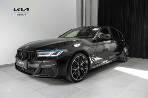 Melns BMW 530 2021 Viļņa, ar dzinēja tilpumu 0.00 L un nobraukumu 59 tūkst. km par 35900 €, foto  vietnē AUTOMOTO.COM.LV