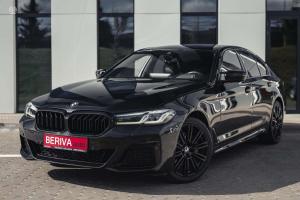 Black BMW 530 2021 in Vilnius, with an engine capacity of 2.00 L and mileage of 51 thousand km for 29880 €, photo 3 on AUTOMOTO.COM.LV