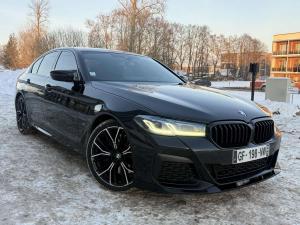 Black BMW 530 2022 in Vilnius, with an engine capacity of 3.00 L and mileage of 281 thousand km for 26700 €, photo  on AUTOMOTO.COM.LV