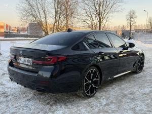 Melns BMW 530 2022 Viļņa, ar dzinēja tilpumu 3.00 L un nobraukumu 281 tūkst. km par 26700 €, foto 3 vietnē AUTOMOTO.COM.LV
