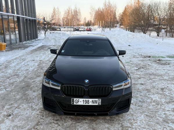 Melns BMW 530 2022 Viļņa, ar dzinēja tilpumu 3.00 L un nobraukumu 281 tūkst. km par 26700 €, foto 5 vietnē AUTOMOTO.COM.LV