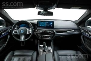 Melns BMW 530 2022 Rīga, ar dzinēja tilpumu 2.00 L un nobraukumu 87 tūkst. km par 37500 €, foto 5 vietnē AUTOMOTO.COM.LV