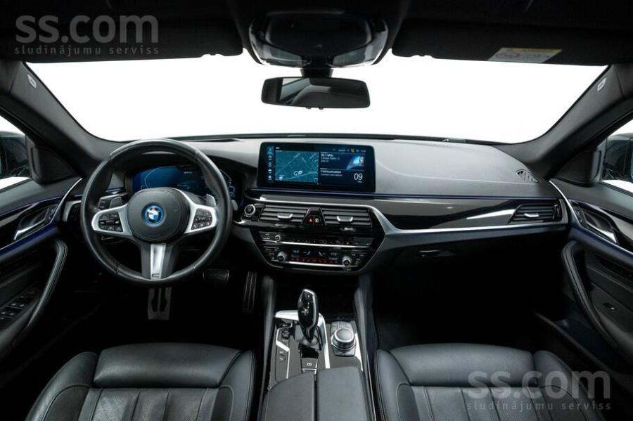 Melns BMW 530 2022 Rīga, ar dzinēja tilpumu 2.00 L un nobraukumu 87 tūkst. km par 37500 €, foto 5 vietnē AUTOMOTO.COM.LV