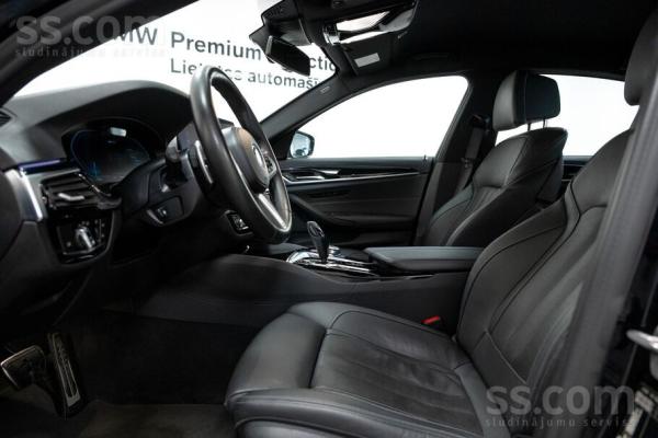 Melns BMW 530 2022 Rīga, ar dzinēja tilpumu 2.00 L un nobraukumu 87 tūkst. km par 37500 €, foto 6 vietnē AUTOMOTO.COM.LV