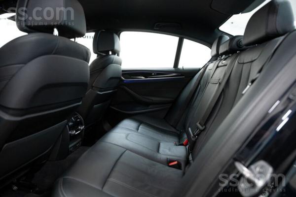 Melns BMW 530 2022 Rīga, ar dzinēja tilpumu 2.00 L un nobraukumu 87 tūkst. km par 37500 €, foto 7 vietnē AUTOMOTO.COM.LV