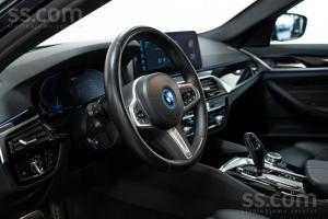Melns BMW 530 2022 Rīga, ar dzinēja tilpumu 2.00 L un nobraukumu 87 tūkst. km par 37500 €, foto 11 vietnē AUTOMOTO.COM.LV
