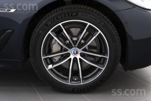 Melns BMW 530 2022 Rīga, ar dzinēja tilpumu 2.00 L un nobraukumu 87 tūkst. km par 37500 €, foto 14 vietnē AUTOMOTO.COM.LV