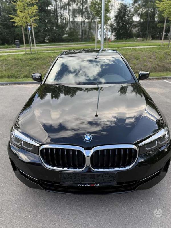 Melns BMW 530 2022 Viļņa, ar dzinēja tilpumu 2.00 L un nobraukumu 222 tūkst. km par 29000 €, foto 7 vietnē AUTOMOTO.COM.LV
