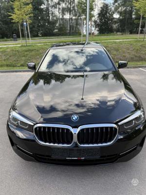 Black BMW 530 2022 in Vilnius, with an engine capacity of 2.00 L and mileage of 222 thousand km for 29000 €, photo 8 on AUTOMOTO.COM.LV