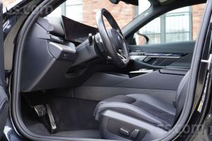 Black BMW 530 2023 in Riga, with an engine capacity of 2.00 L and mileage of 37 thousand km for 55900 €, photo 19 on AUTOMOTO.COM.LV