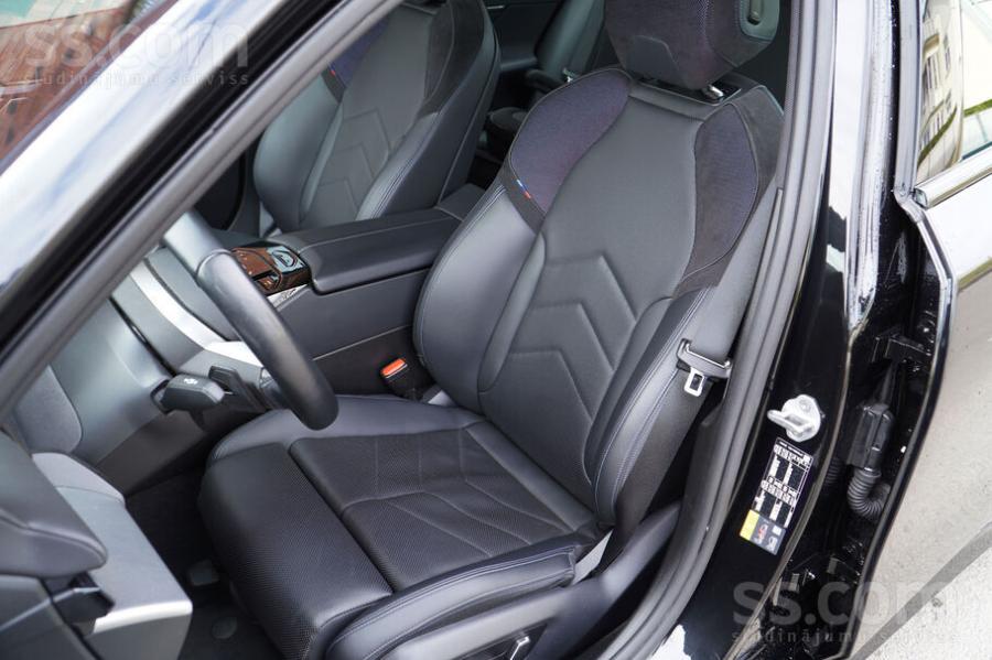 Black BMW 530 2023 in Riga, with an engine capacity of 2.00 L and mileage of 37 thousand km for 55900 €, photo 25 on AUTOMOTO.COM.LV