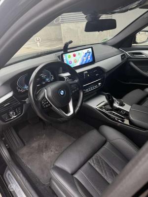 Black BMW 530 2023 in Vilnius, with an engine capacity of 2.00 L and mileage of 220 thousand km for 30500 €, photo 10 on AUTOMOTO.COM.LV