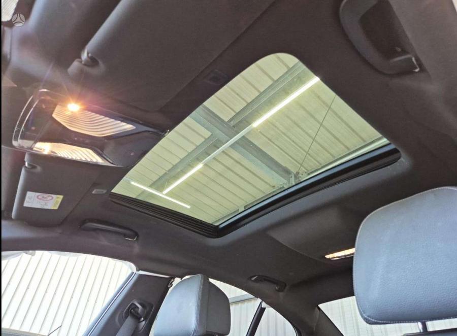 Melns BMW 530 2023 Klaipėda, ar dzinēja tilpumu 2.99 L un nobraukumu 108 tūkst. km par 13000 €, foto 10 vietnē AUTOMOTO.COM.LV