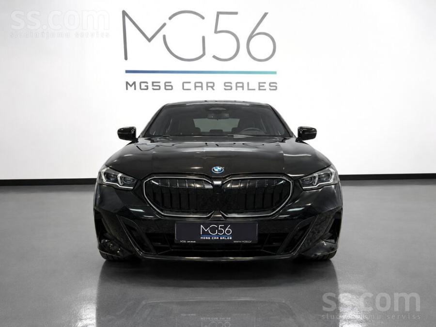 Melns BMW 530 2024 Rīga, ar dzinēja tilpumu 2.00 L un nobraukumu 24 tūkst. km par 58900 €, foto 4 vietnē AUTOMOTO.COM.LV